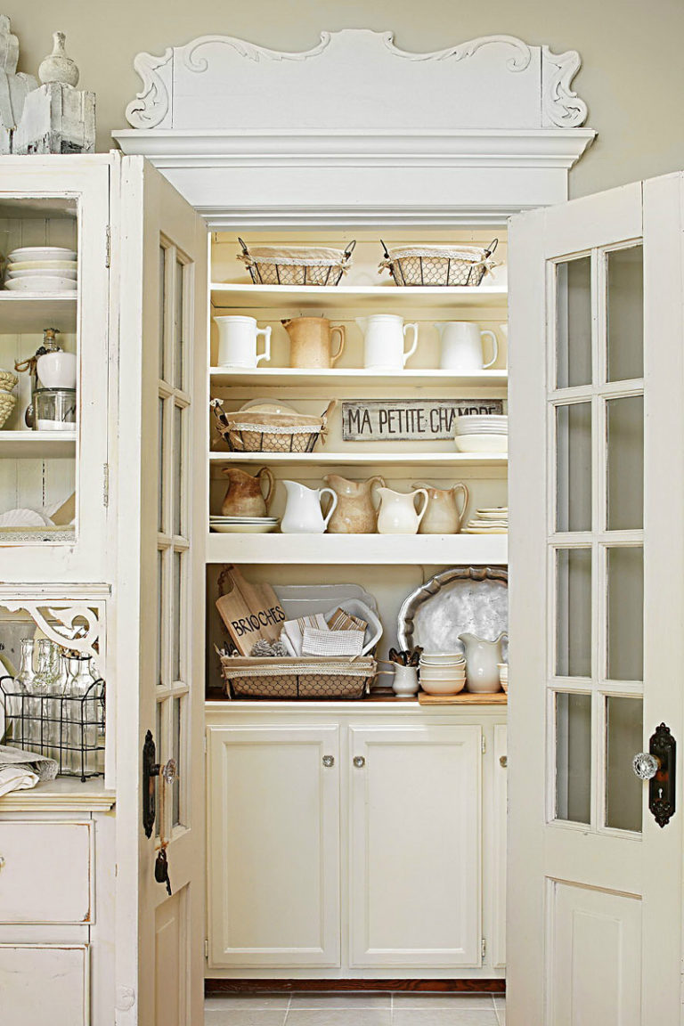 Shabby Chic Farmhouse