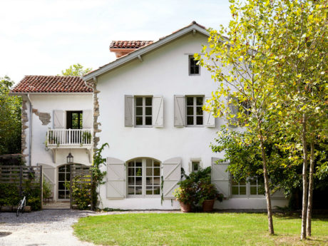 French Countryside Farmhouse Transformed into Fresh Paradise