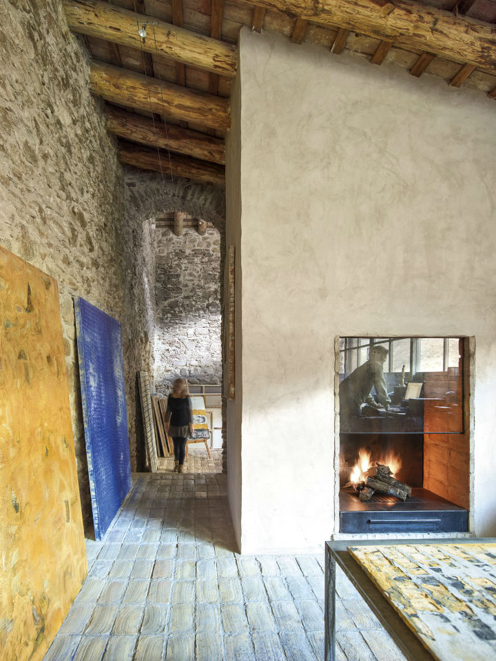 Spanish Farmhouse Transformed into Stunning Home - Decoholic