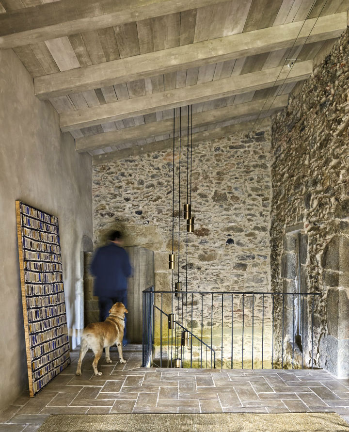 Spanish Farmhouse Transformed into Stunning Home - Decoholic