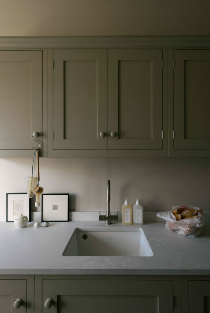 Fabulous English Shaker Kitchen Designs (66 Pics)