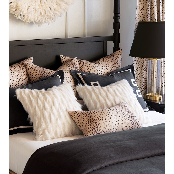 20 Ideas To Use Animal Prints In Your Bedroom Decoholic