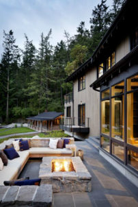 New Rustic Ocean Charming Home With Awesome View