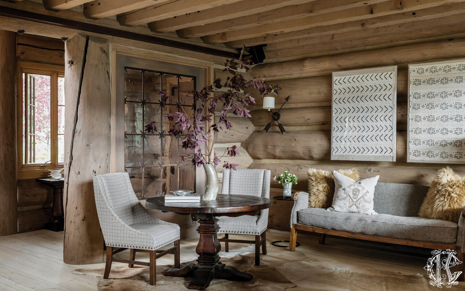 Old World European Style Interiors With Fresh Compositions Of Modern ...