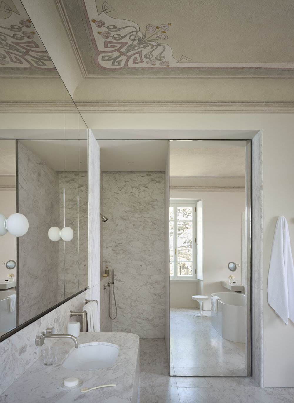 Stunning Villa with Exceptional Lake Como Views