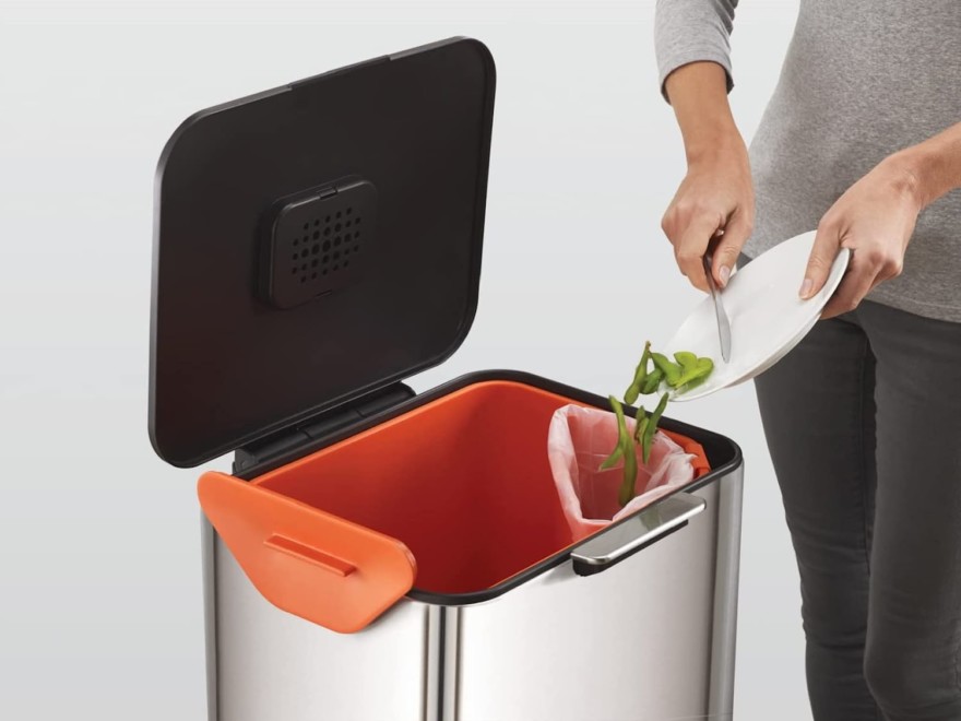 This Garbage Bin Has A Place For Everything