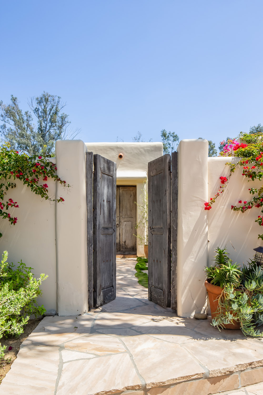 Renovating an Early Californian-Style Home in Rancho Santa Fe, California