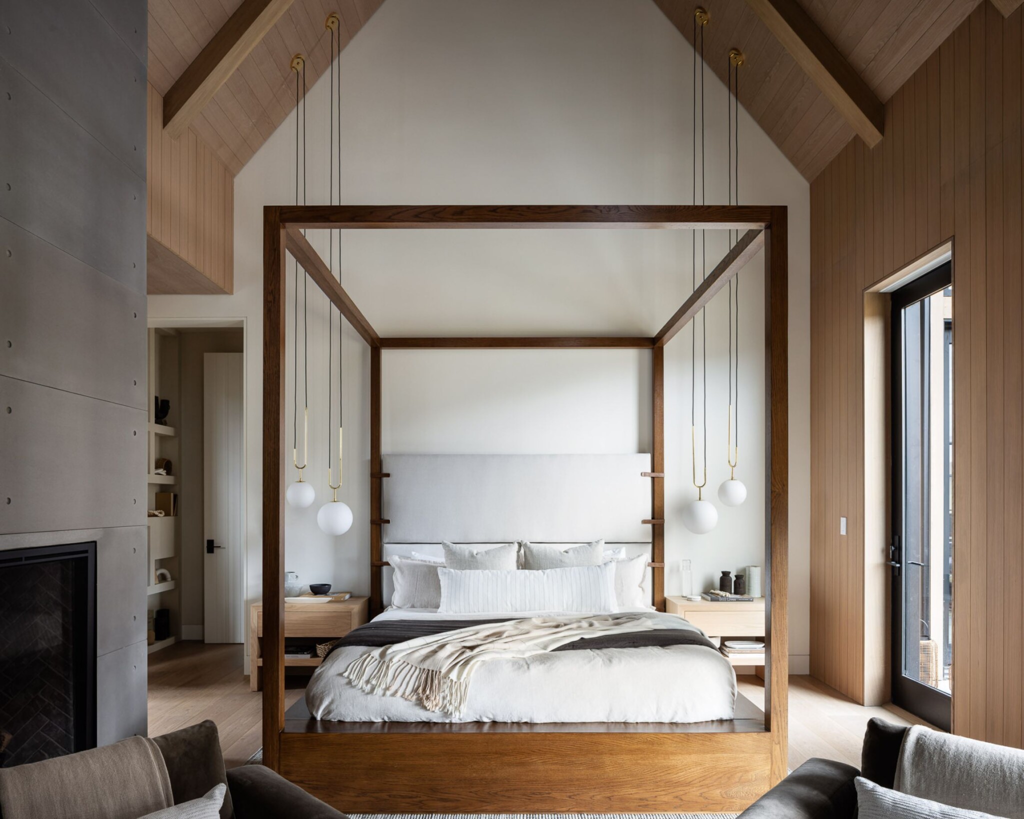 An In-Depth Look Into NY Hudson Retreat: The Epitome of Elevated Living