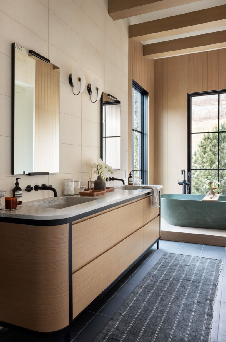 An In-Depth Look Into NY Hudson Retreat: The Epitome of Elevated Living ...