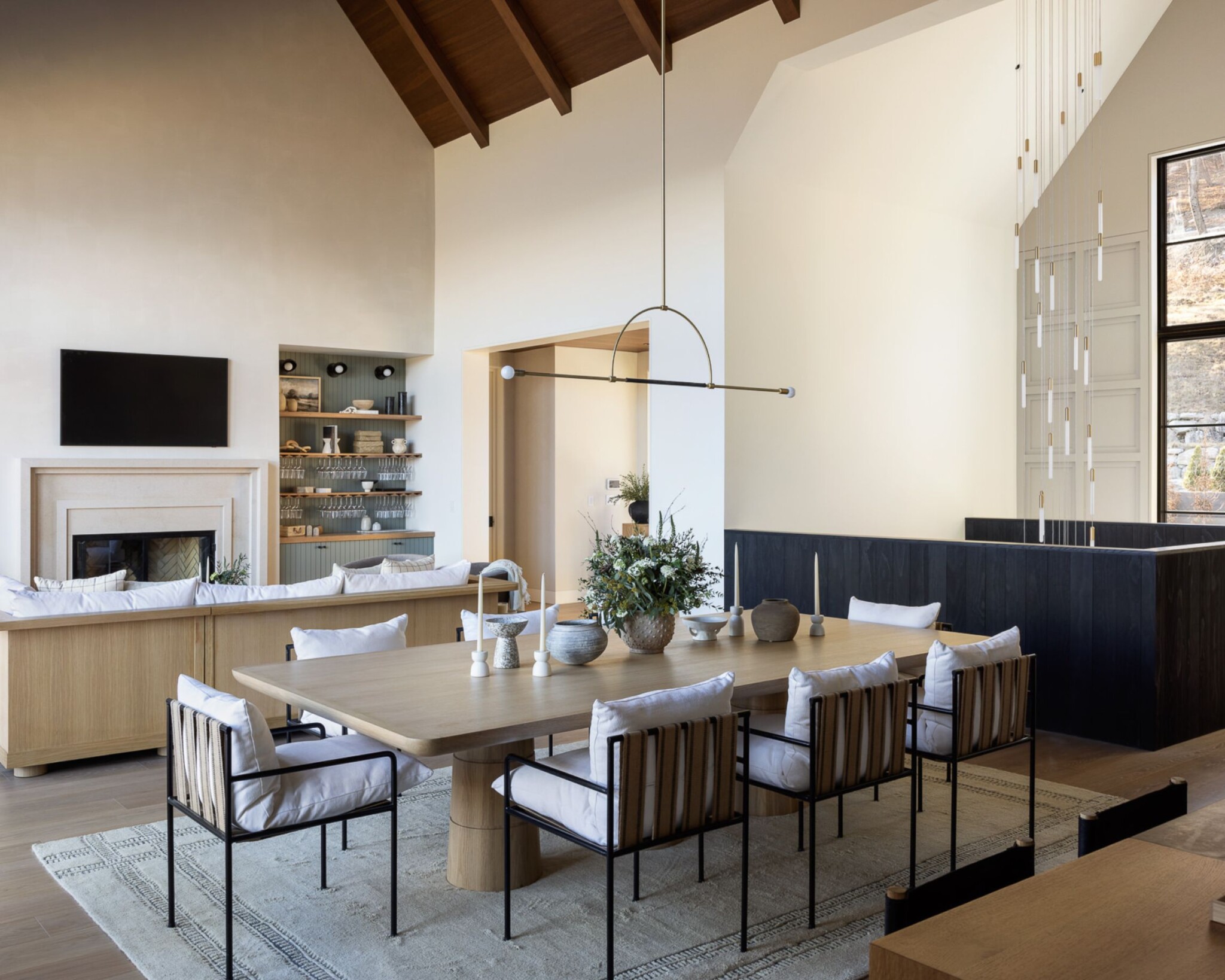 An In-Depth Look Into NY Hudson Retreat: The Epitome of Elevated Living
