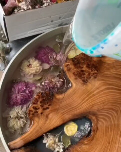 A Stunning DIY Table with Real Flowers and Epoxy Resin
