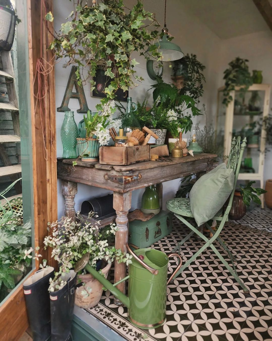 This Seaside Cottage Is A Rustic Haven