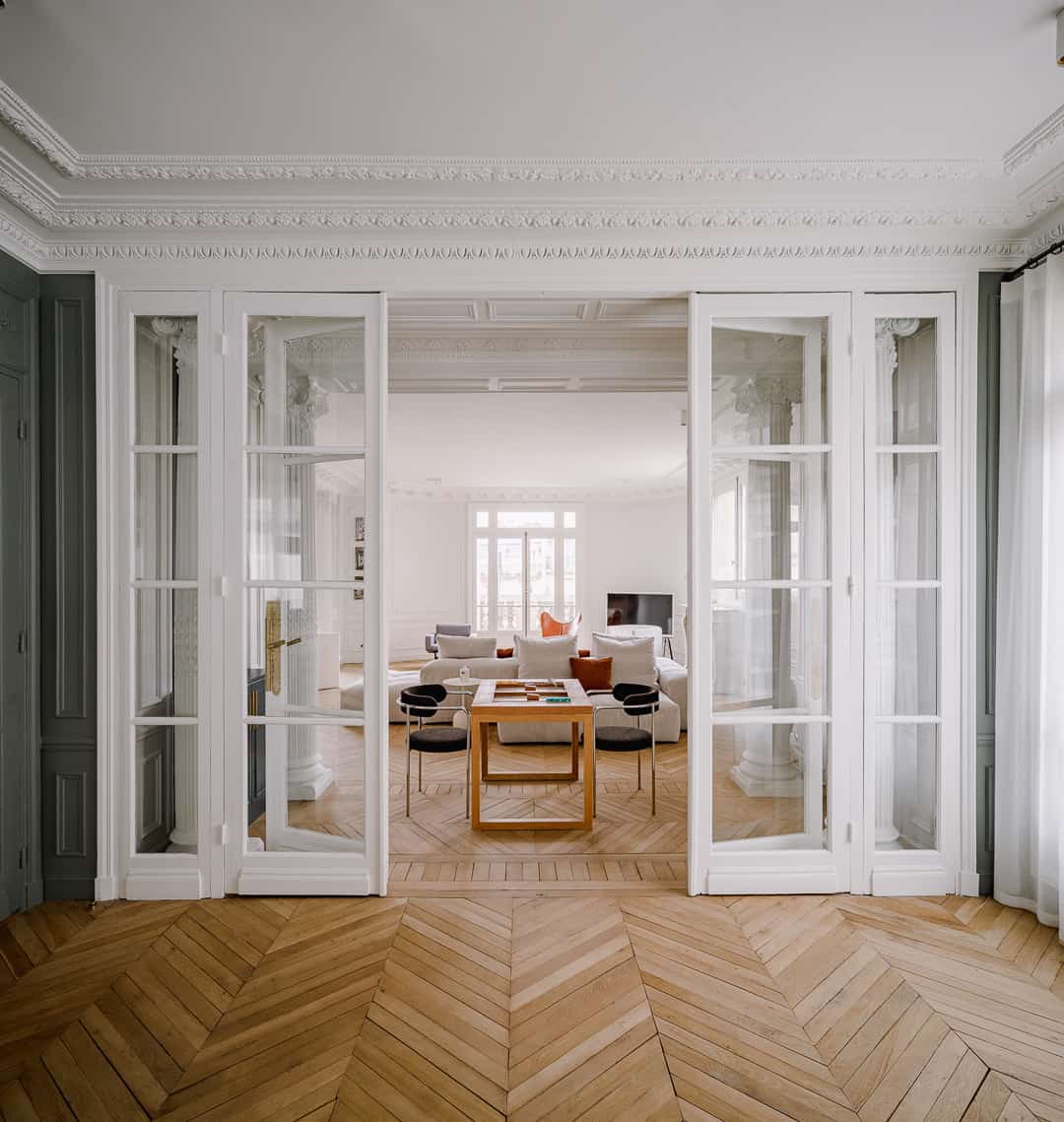 Discover the Timeless Elegance of a Parisian Apartment