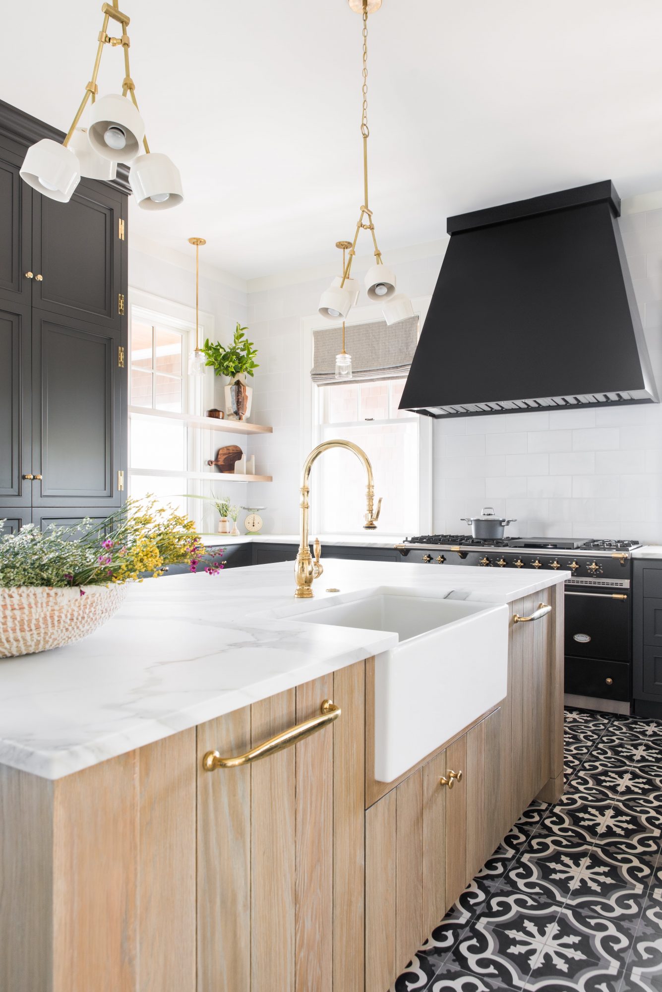 Sophisticated Interiors With A Touch Of Southern Charm