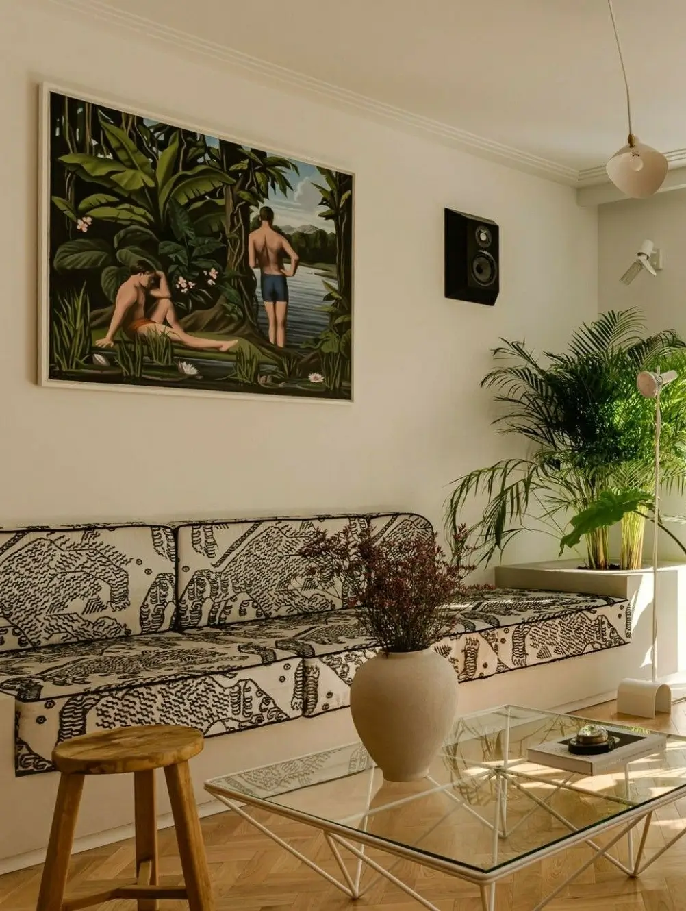 Why Clutter Feels More Stressful in Summer (And How to Fix It)